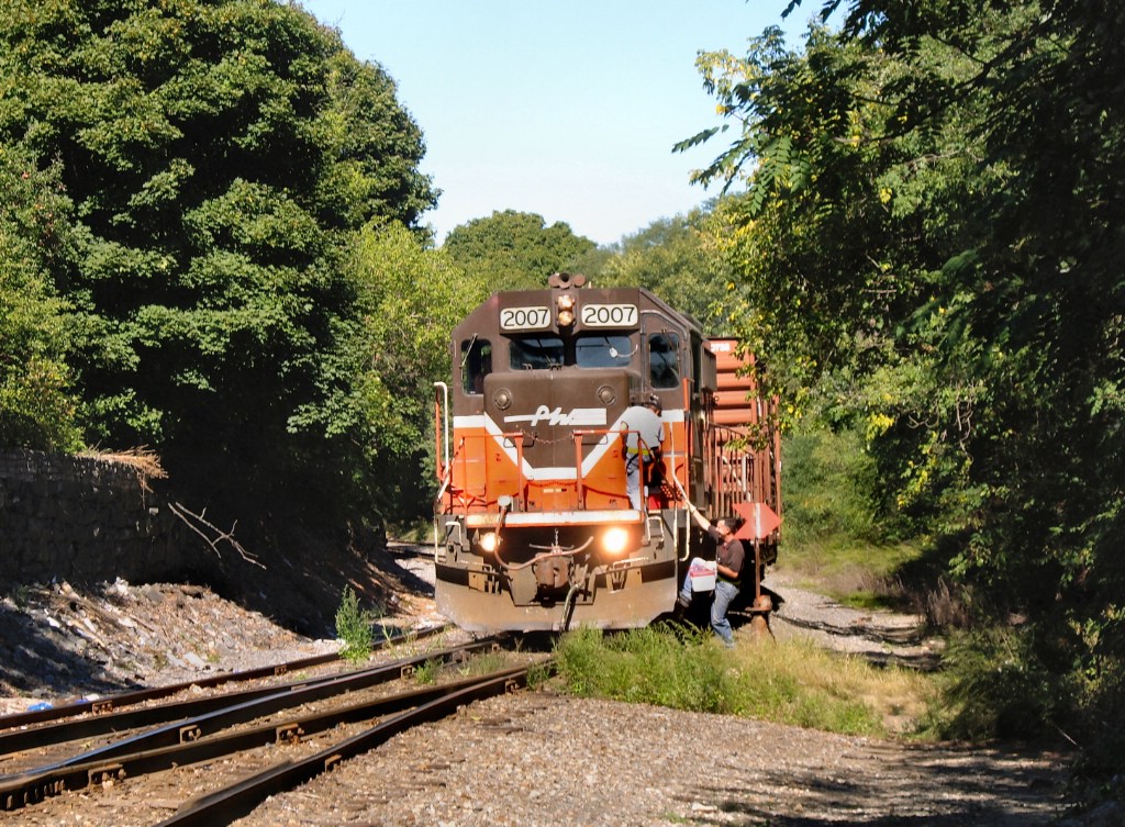 Train PR2 at the Upper Valley Yard